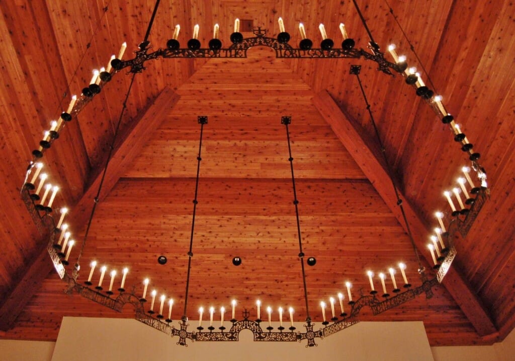 Two New Choros Chandeliers – Orthodox Arts Journal