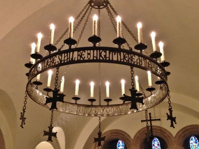 A Constellation of Chandeliers – Some Recent Lighting Projects ...