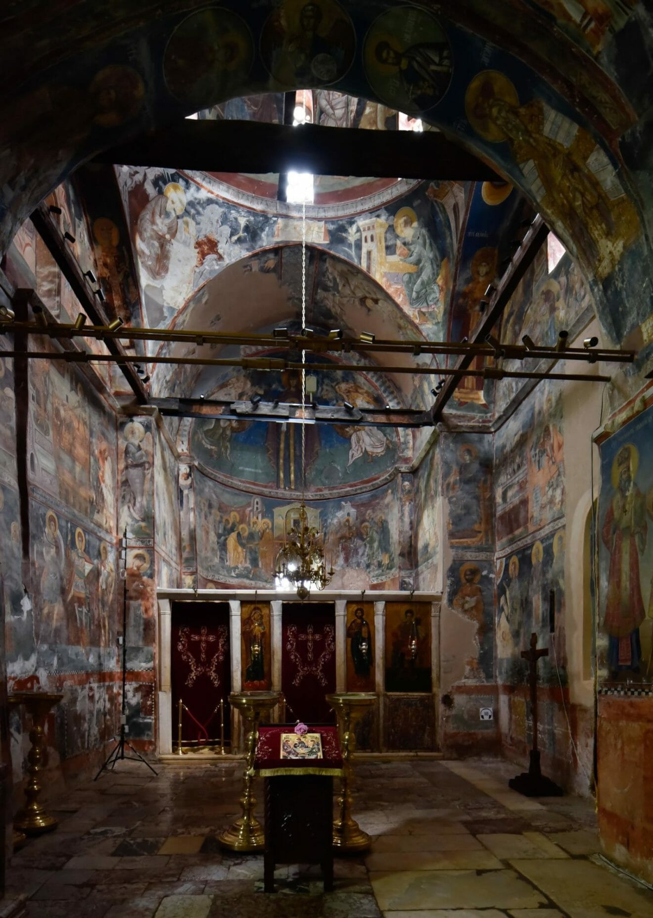 Portraits of Light and Shadow in Balkan Churches - Part 2: Peć ...