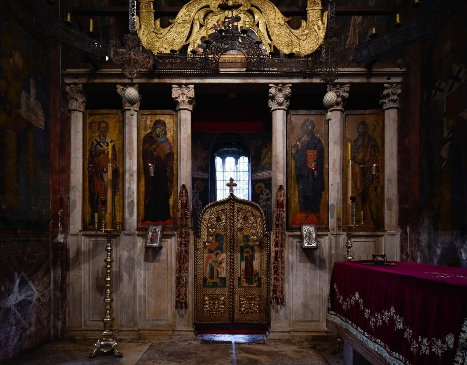 Iconostases in Balkan Churches - Part 2: Dečani Monastery – Orthodox ...